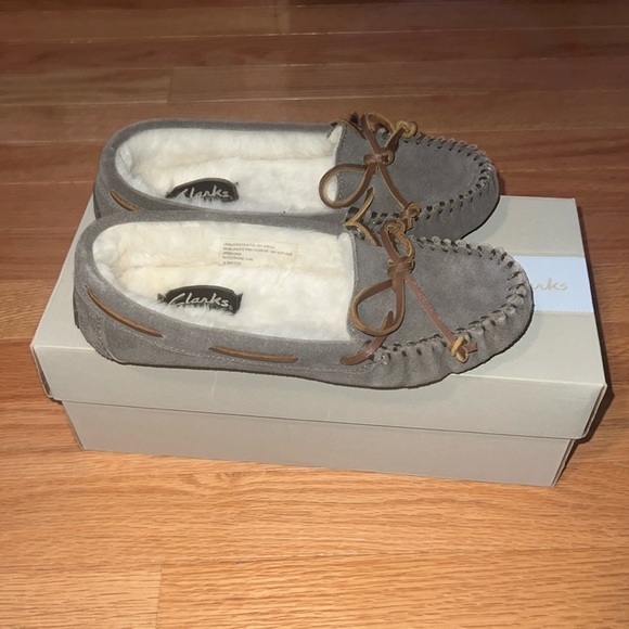Clarks | Shoes | Clarks Moccasins | Poshmark
